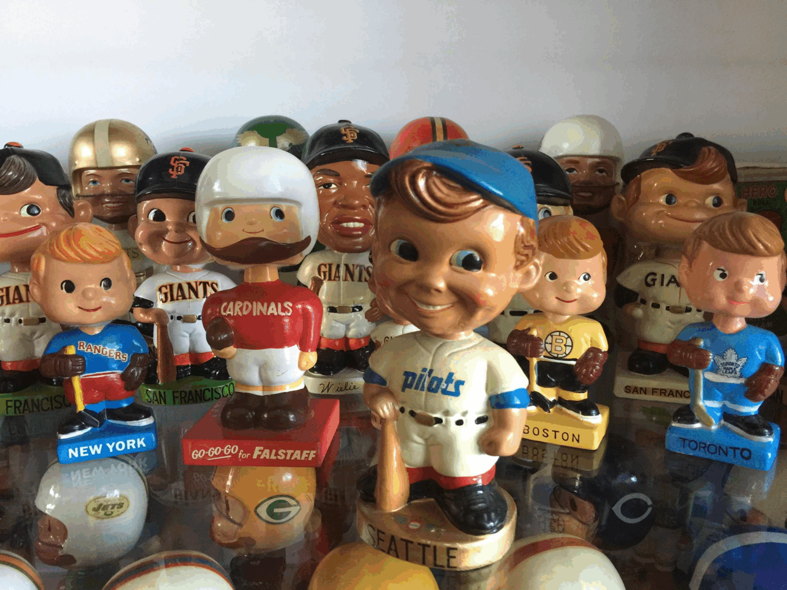 Top 10 Most Valuable 1960s Bobbleheads and Their Stories – Vintage Nodders